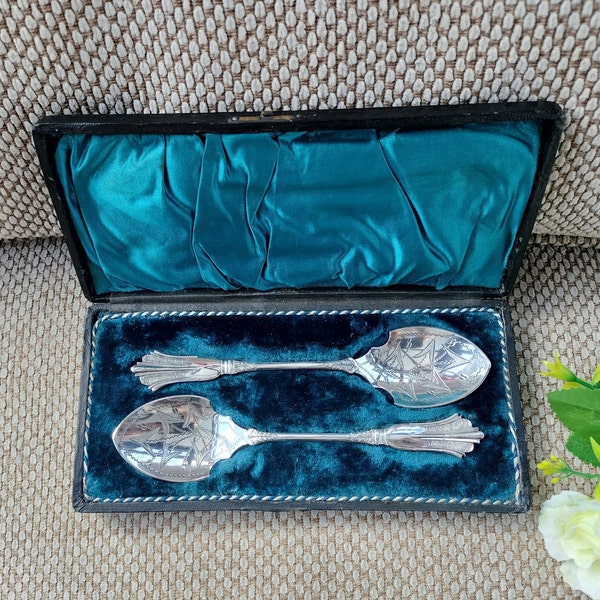 Beautiful Spoons - Etsy