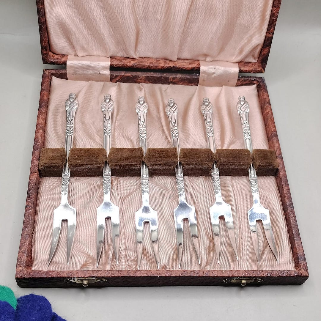 Apostle Cake Forks, Matching Set of 6, Made in England, Satin Lined ...