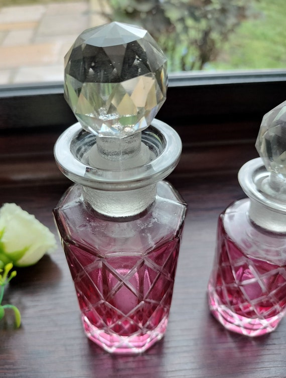 SET of Perfume Bottles, 3 graduated sizes, cranberry … - Gem
