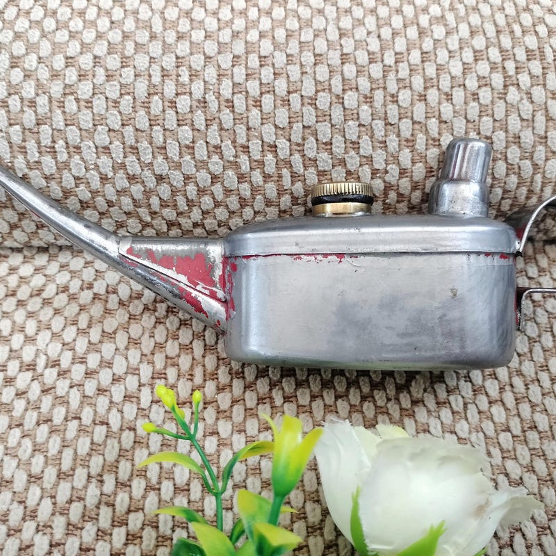 Vintage Oil Can - Etsy Canada