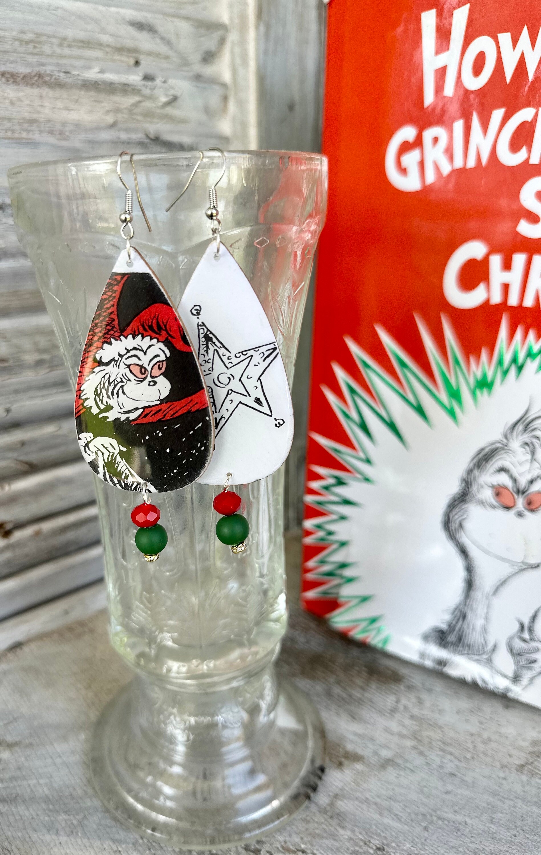 Dr. Seuss How the Grinch Stole Christmas, Statement Earrings - Etsy