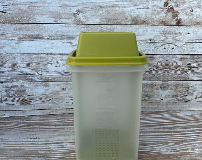 Tupperware Pick A Deli Pickle Keeper Large Container Green W/ Strainer ...