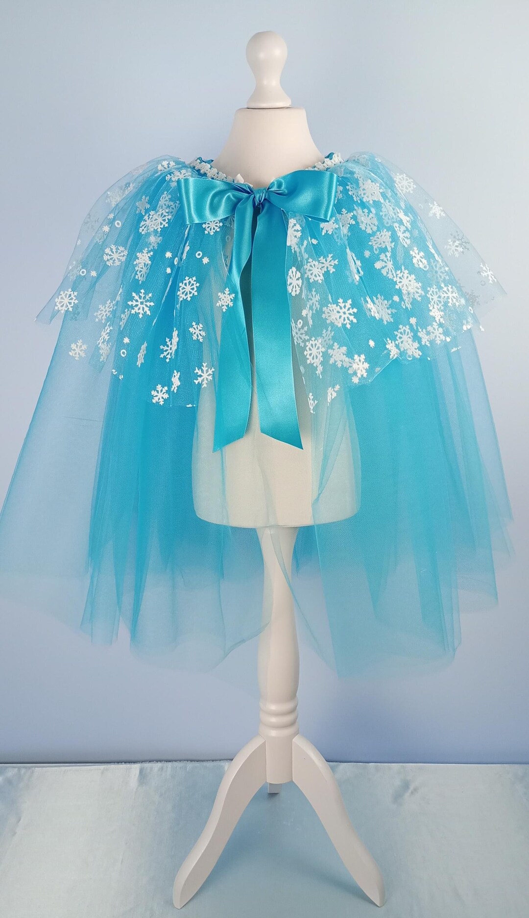Frozen Elsa-inspired Tulle Cape: Ice Queen Snow Princess Costume - Etsy UK