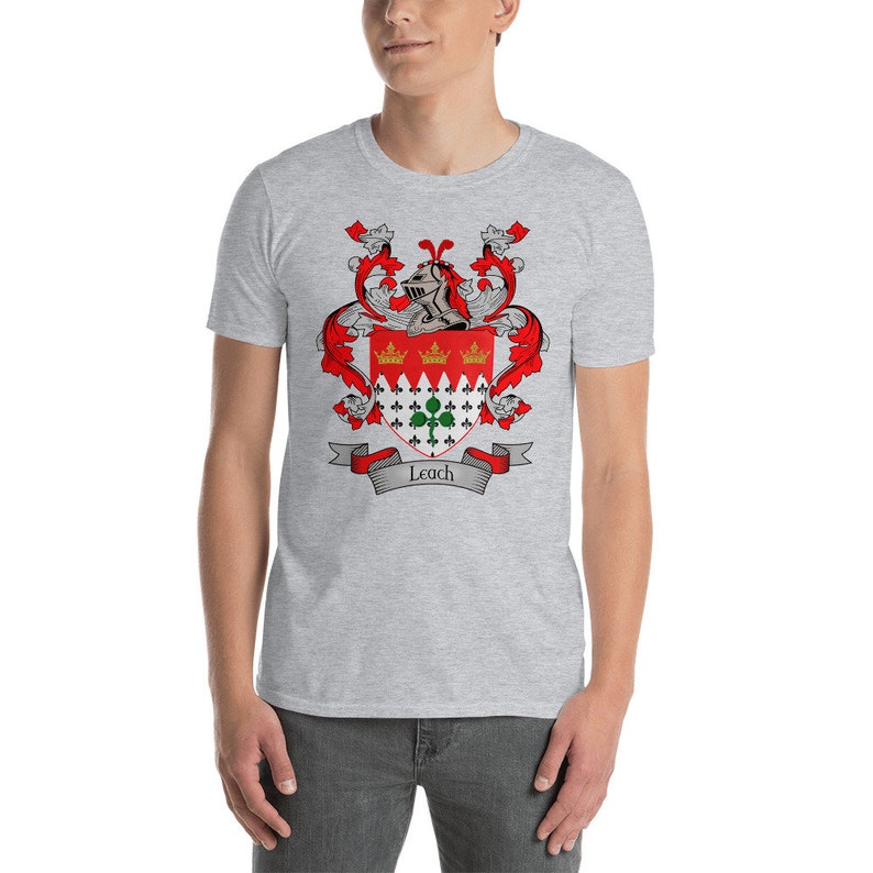 Leach Family Crest T- Shirt, Leach Coat of Arms, Leach Shirt, Leach ...