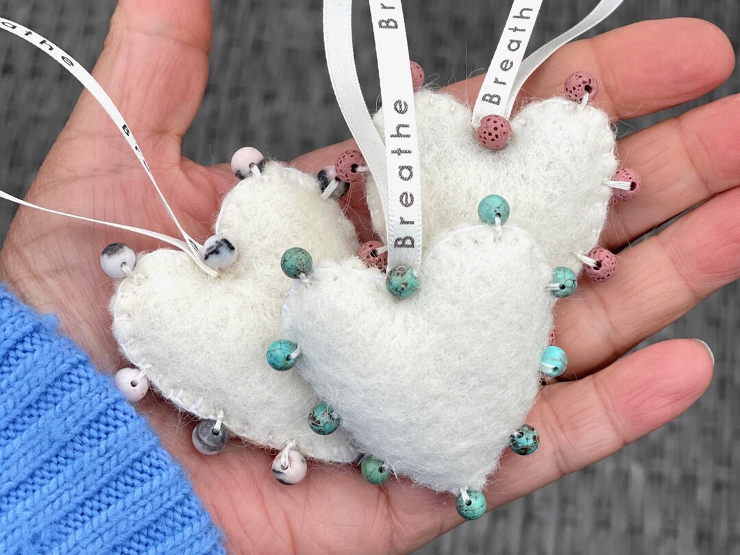 BREATHE Felt Heart Palm Buddy - Comforting, Anxiety Calming for Stress ...