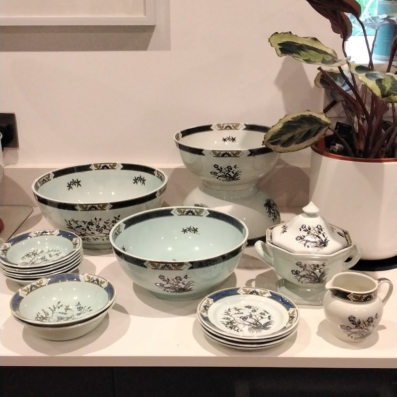 Adams Calyx Ware - Etsy