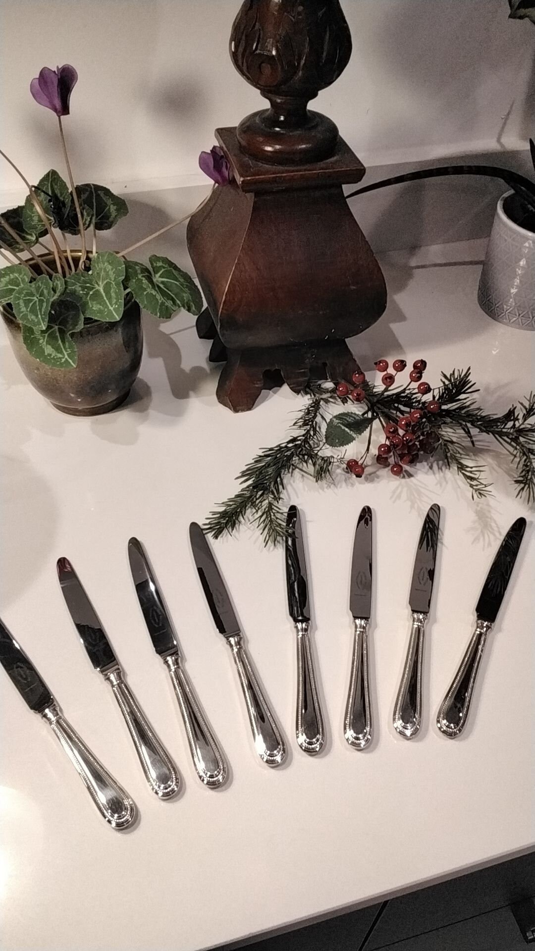 George Butler Sheffield Epns Bead Tea or Cheese Knives. Set the Scene ...