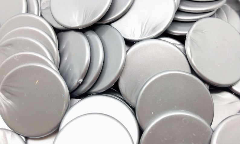 Counters for Crafting. 100 X 22mm Plastic Counters in Various Colours ...