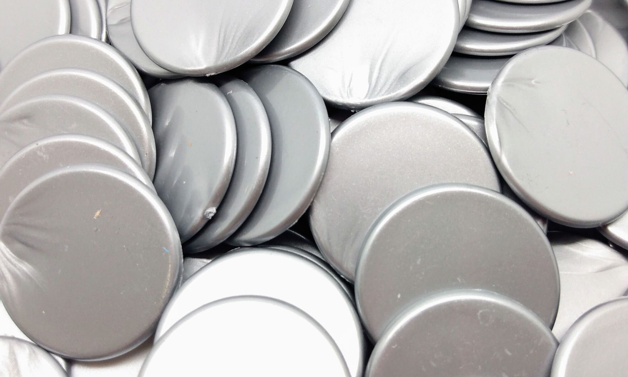 Counters for Crafting. 100 X 22mm Plastic Counters in Various Colours ...