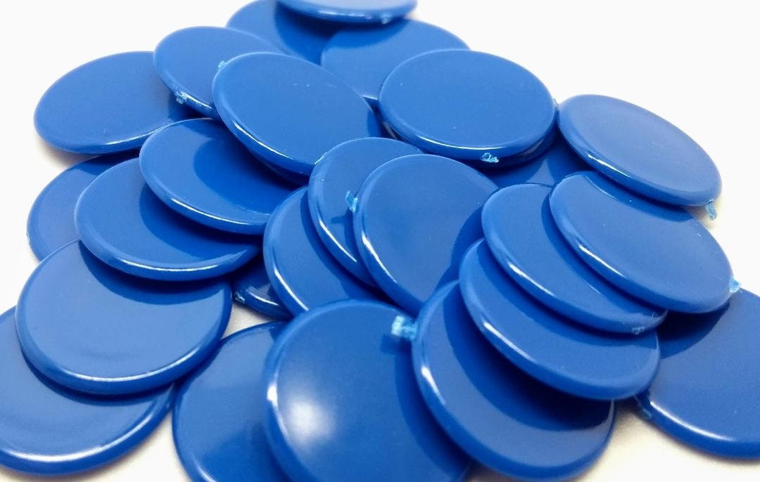 Counters for Crafting. 100 X 22mm Plastic Counters in Various Colours ...
