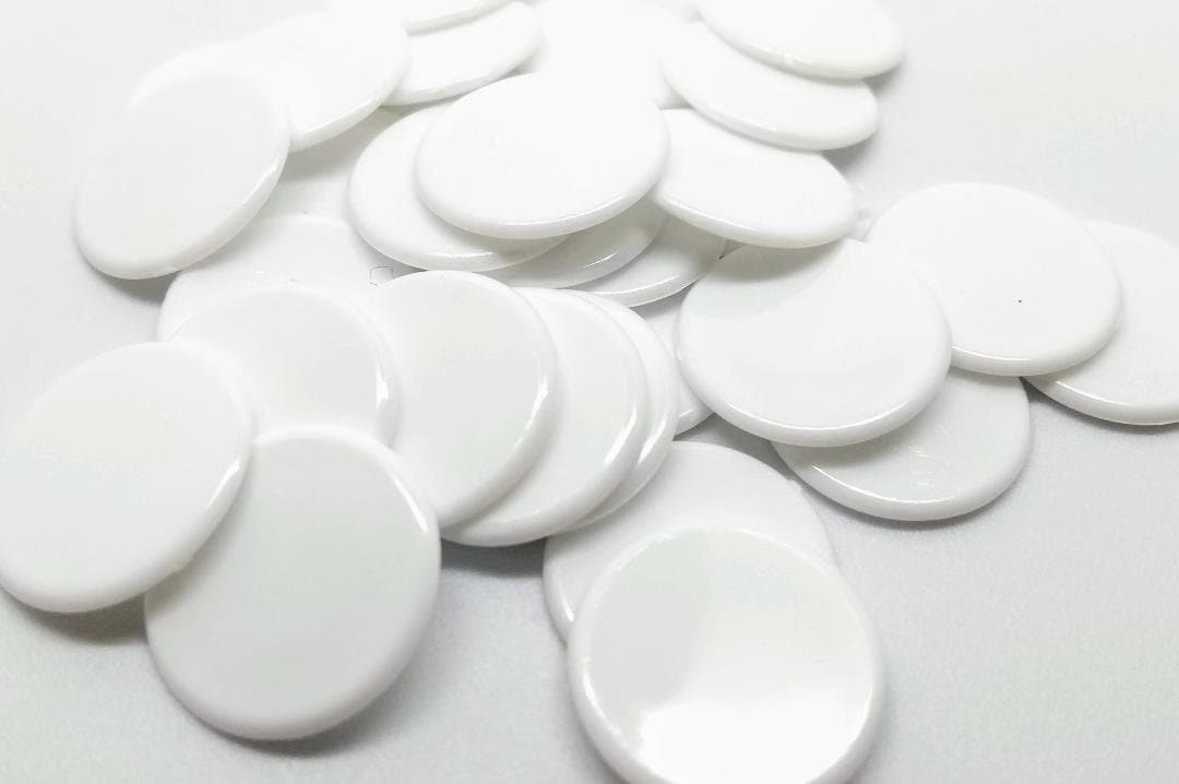 Counters for Crafting. 100 X 22mm Plastic Counters in Various Colours ...