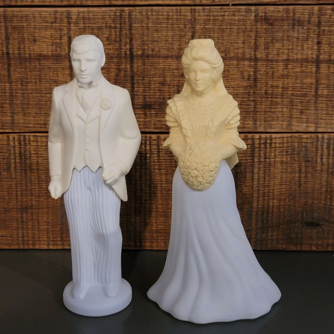 AVON Bride Groom Glass Bottles, Bride and Groom Figurine - Etsy