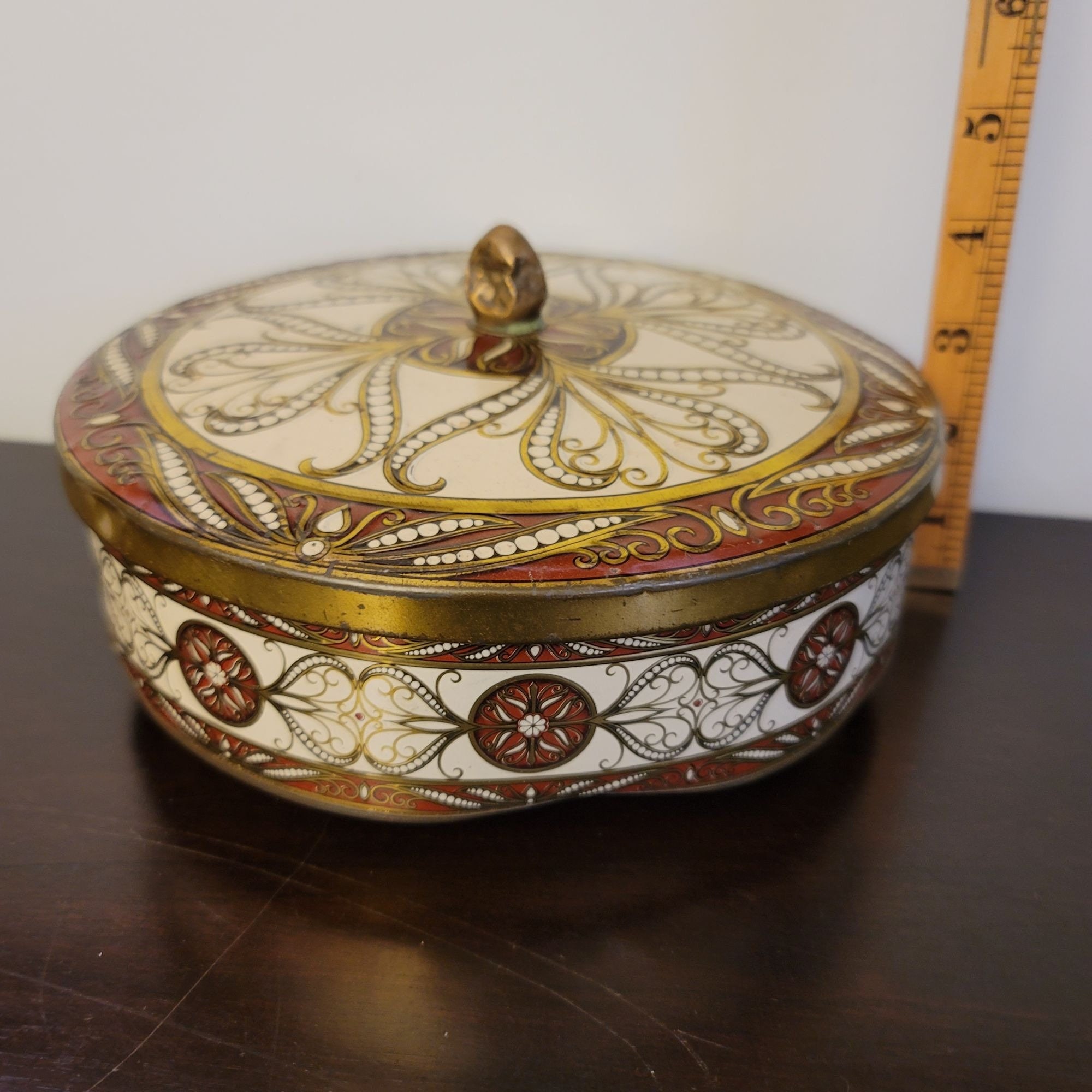 Vintage Daher Round Tin Box Container - Etsy