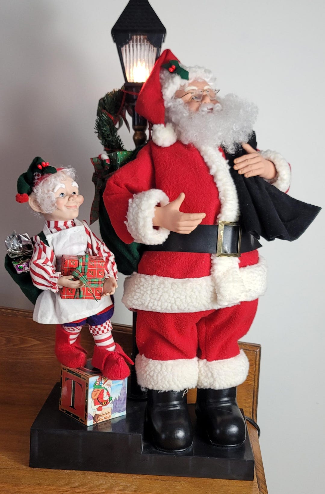 Vintage Christmas Animated Moving Santa Claus W/ Light Post Works - Etsy