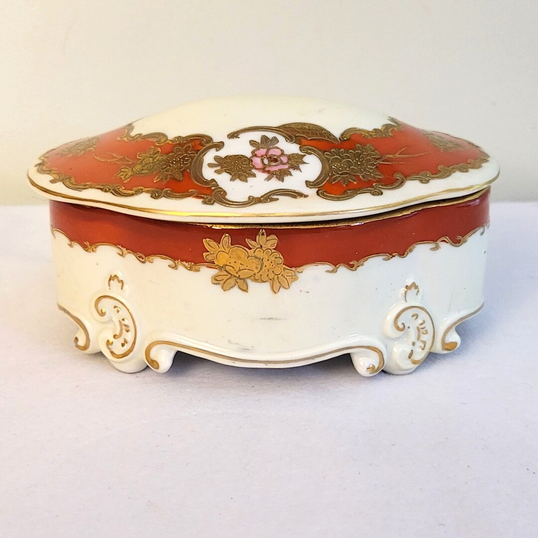 Porcelain Japanese Gold Gilded Oval Box, Procelain Trinkle Jewelry Box ...