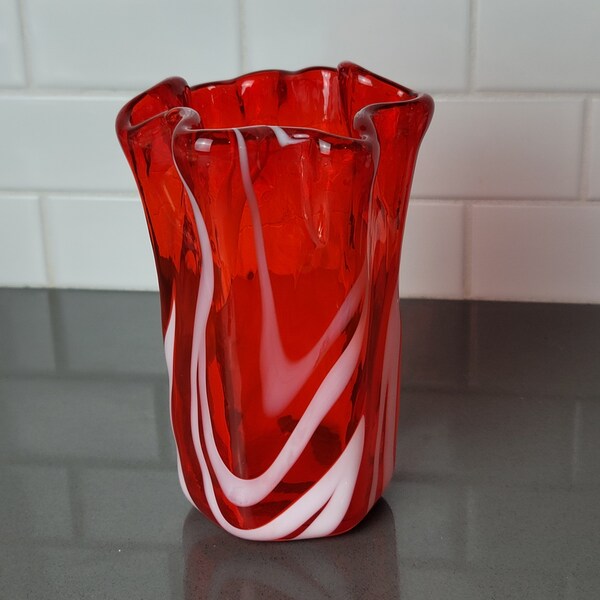Swirl Vase - Etsy