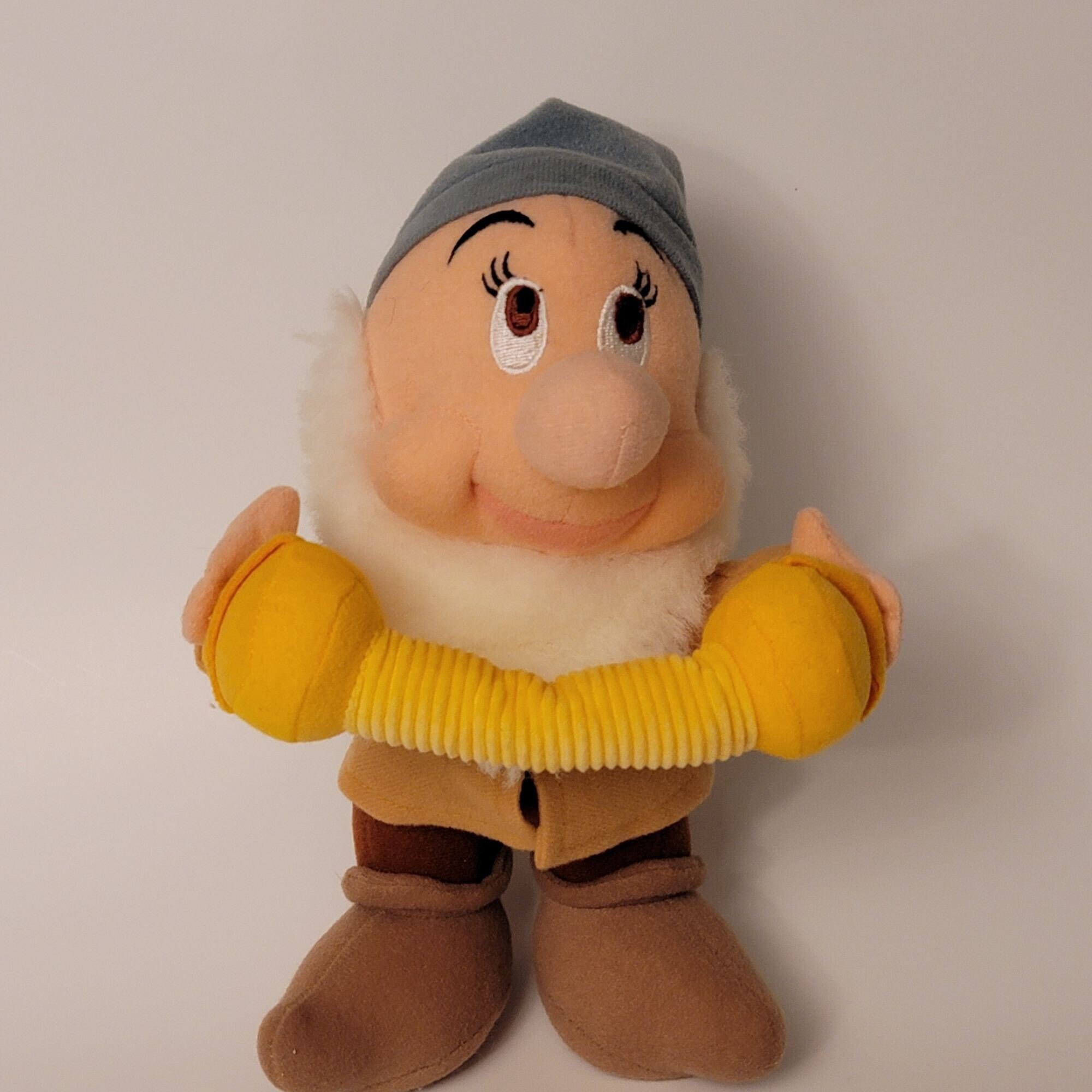 Disney Snow White And The Dwarfs Vintage 90s Happy, Sleepy Dopey Plush ...