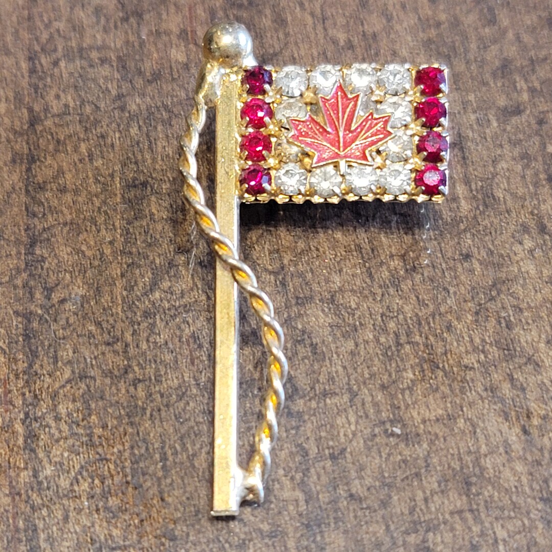Vintage Canadian Flag Crystal Embellished Brooch Gone Tone - Etsy