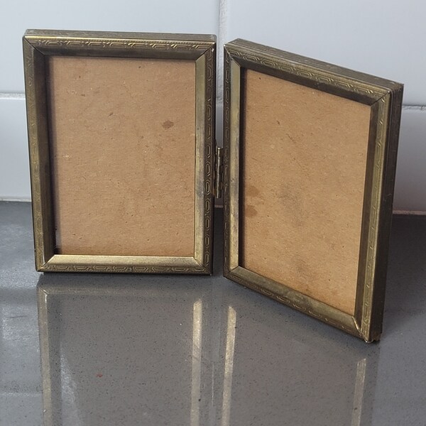 Folding Frame - Etsy