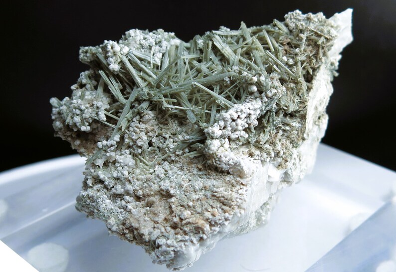 Elpidite, Poudrette Quarry, MSH, Mont St. Hilaire, Mineral Specimen ...