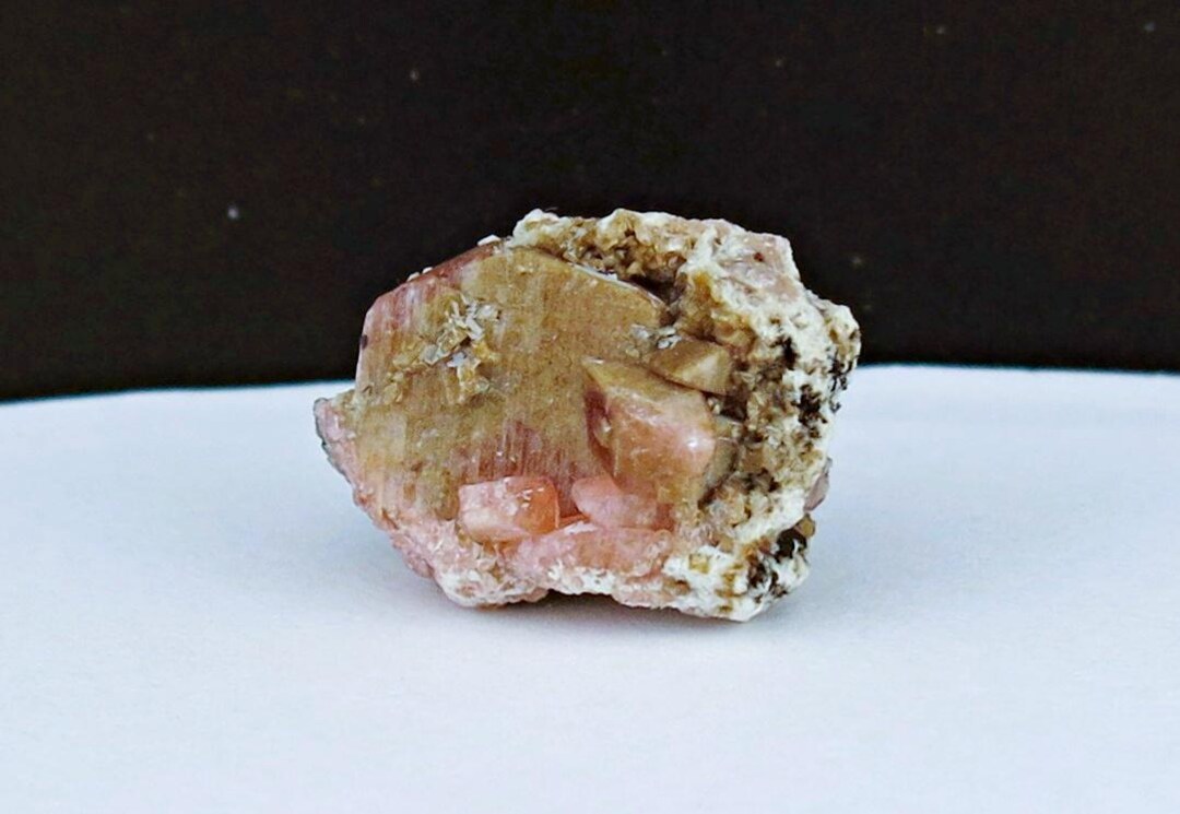 SERANDITE, Poudrette Quarry, MSH, Mont St. Hilaire, Quebec, Canada ...