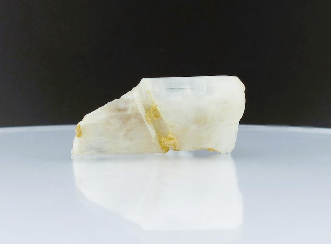 Natrolite, MSH, Poudrette Quarry, Mont St. Hilaire, Quebec, Canada ...