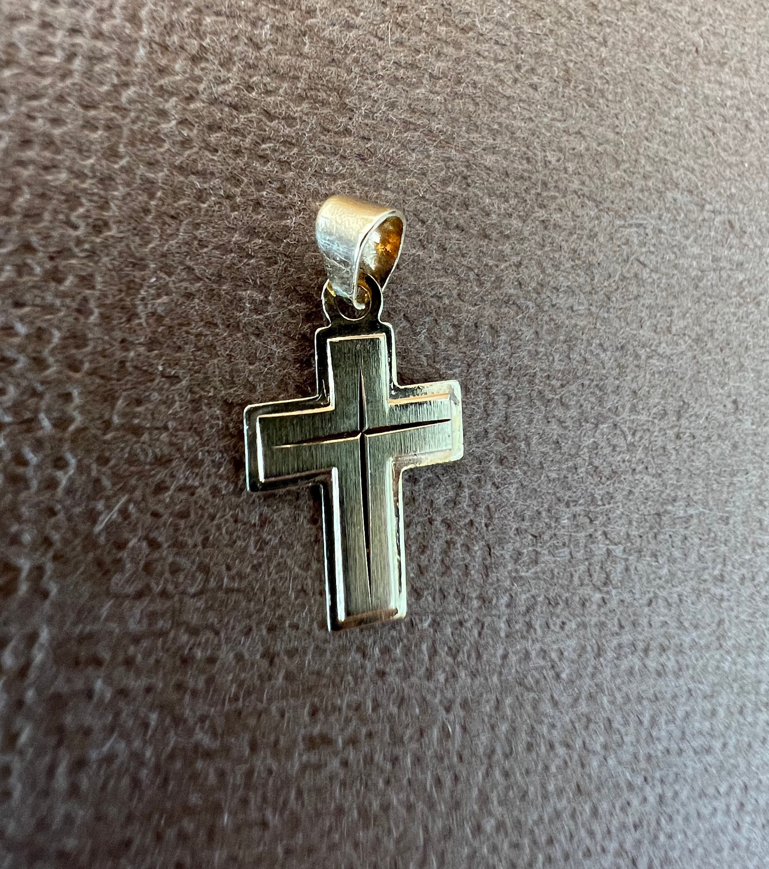 18K Solid Gold Cross Pendant Design - Etsy