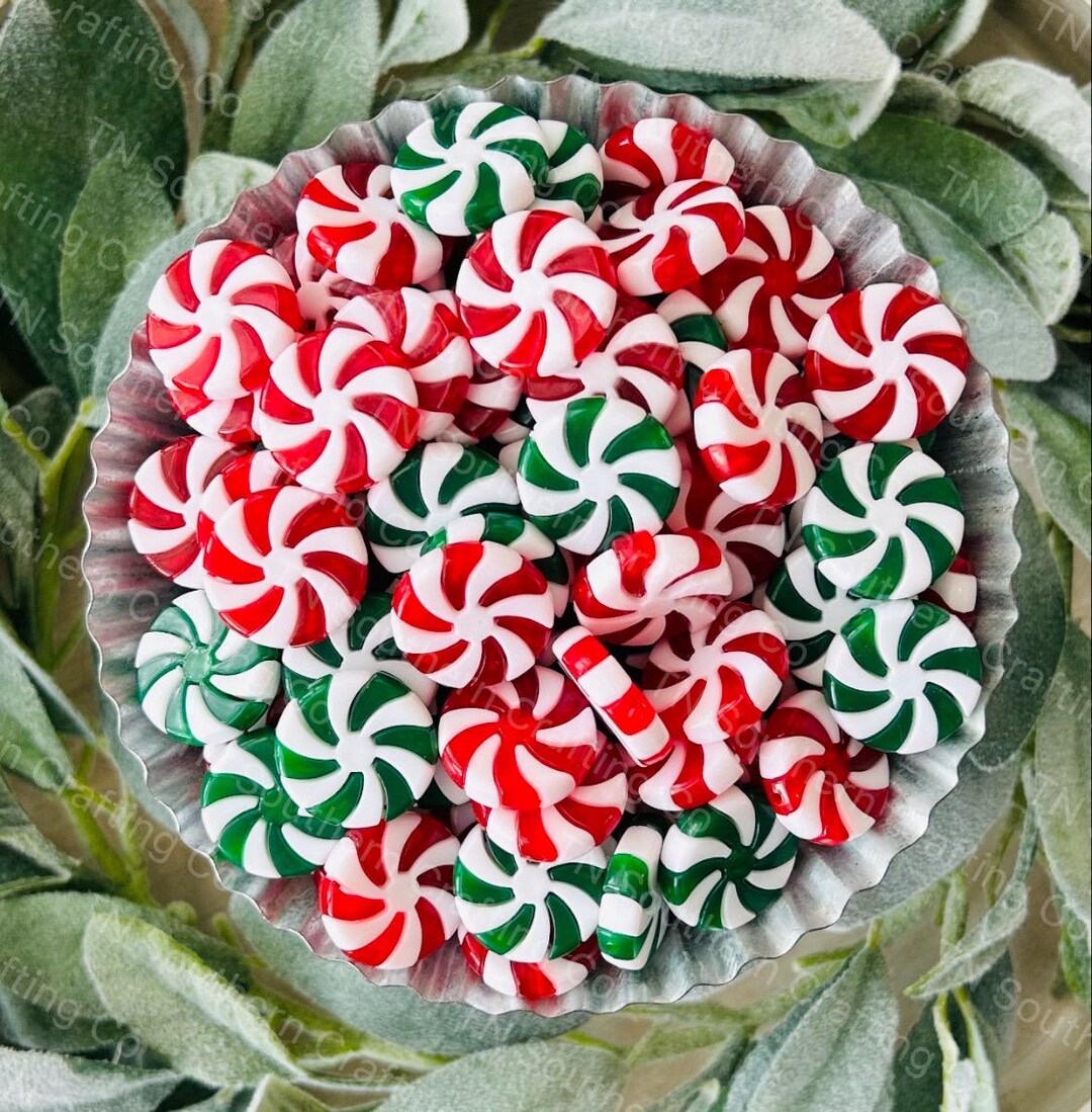 Faux Peppermint Candy: Tiered Tray Scatter Beads (10 Pieces) - Etsy