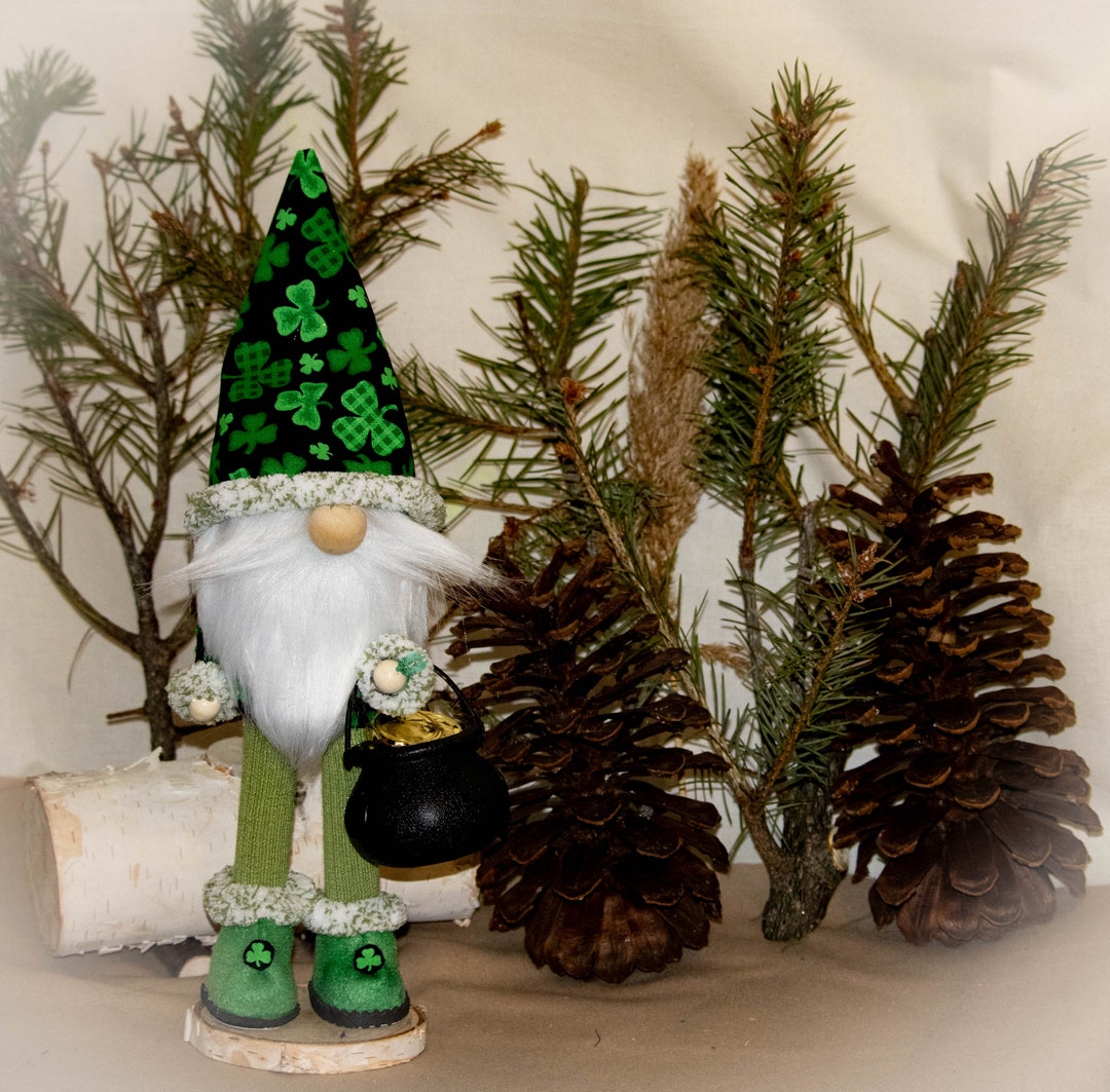 Saint Paddys Gnome, Pot of Gold, Gonk, Shamrock Gnome, Standing Gnome ...