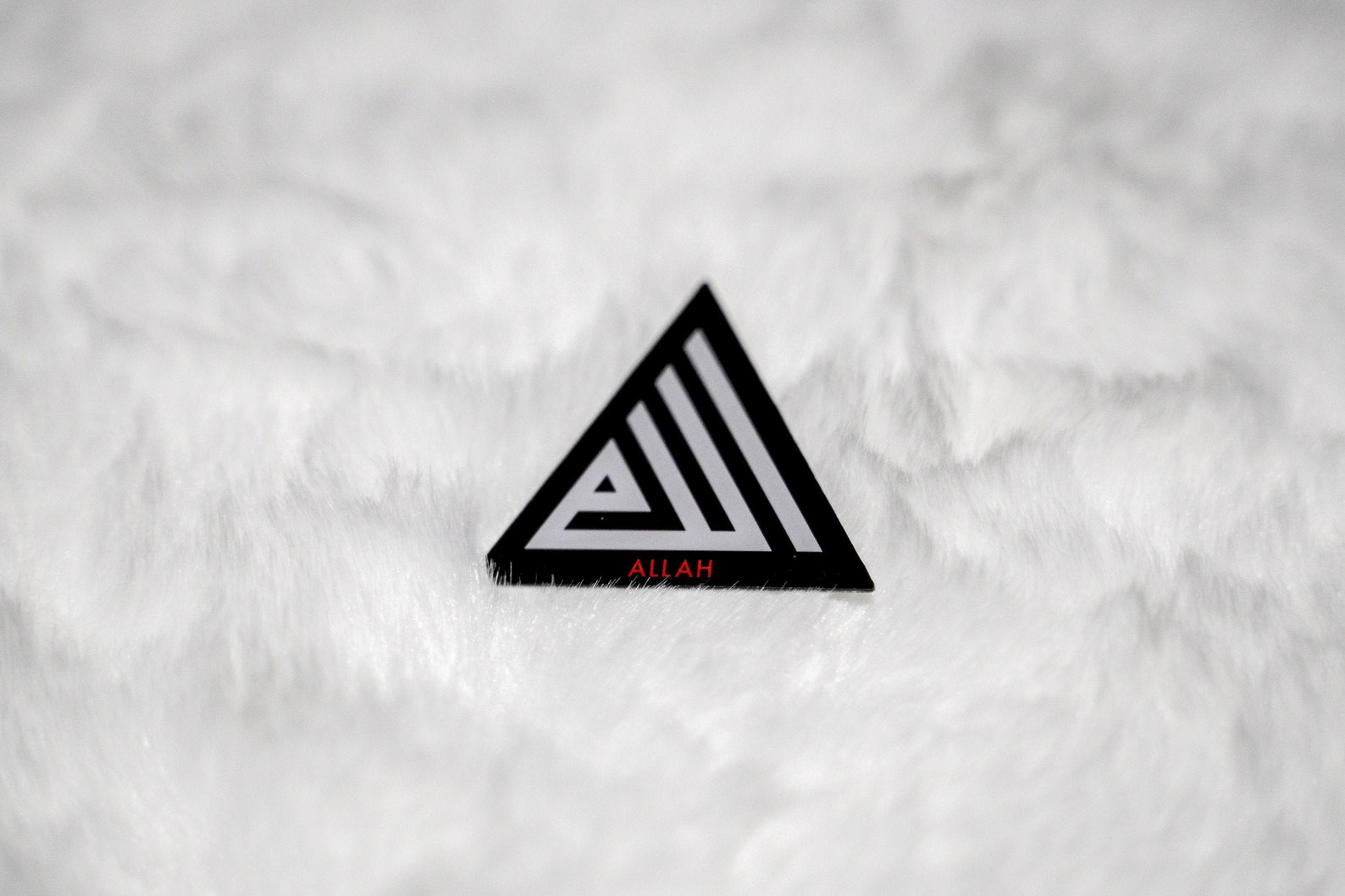 Allah Kufi Calligraphy Triangle Pin Muslim Islamic Gift - Etsy