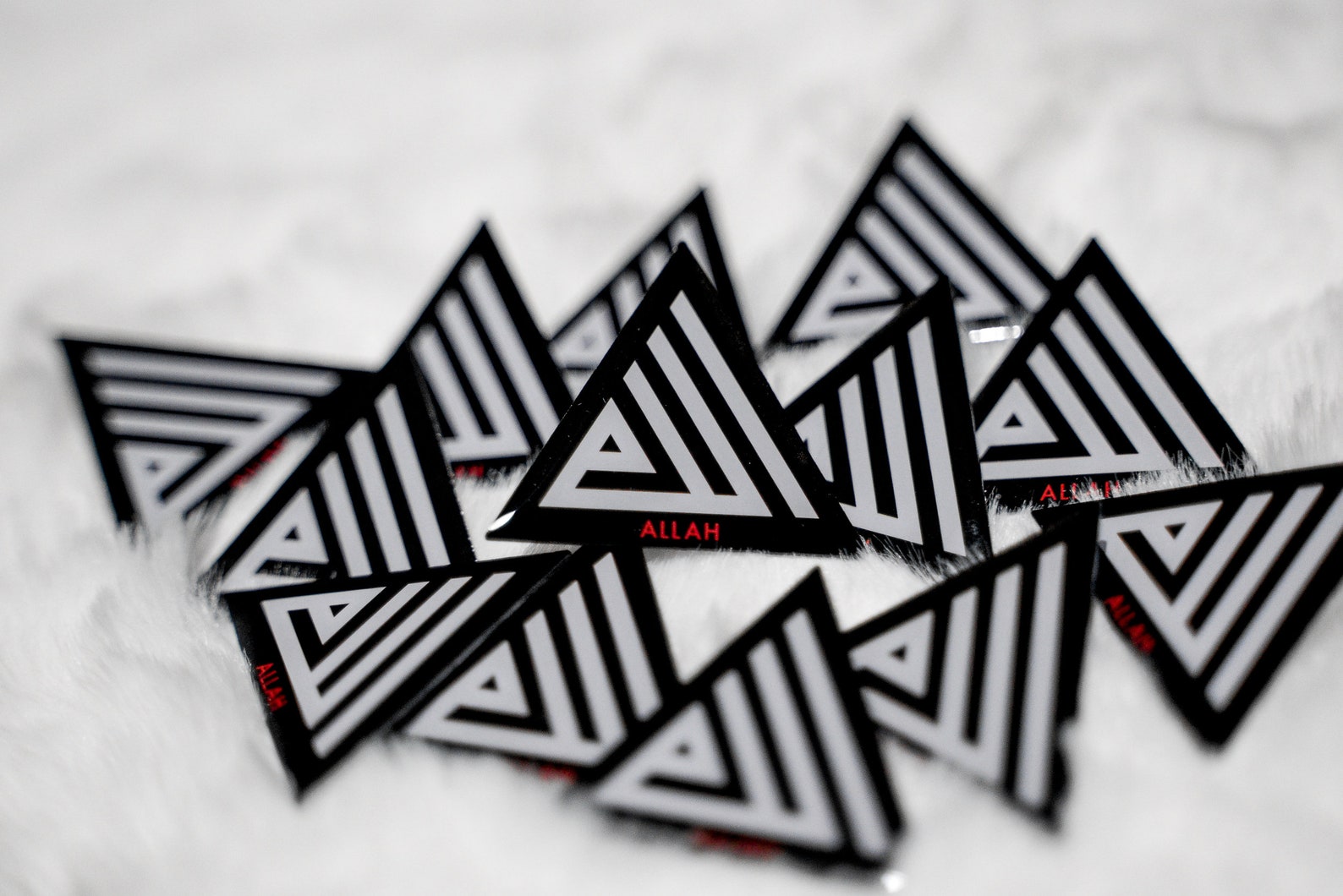 Allah Kufi Calligraphy Triangle Pin Muslim Islamic Gift - Etsy