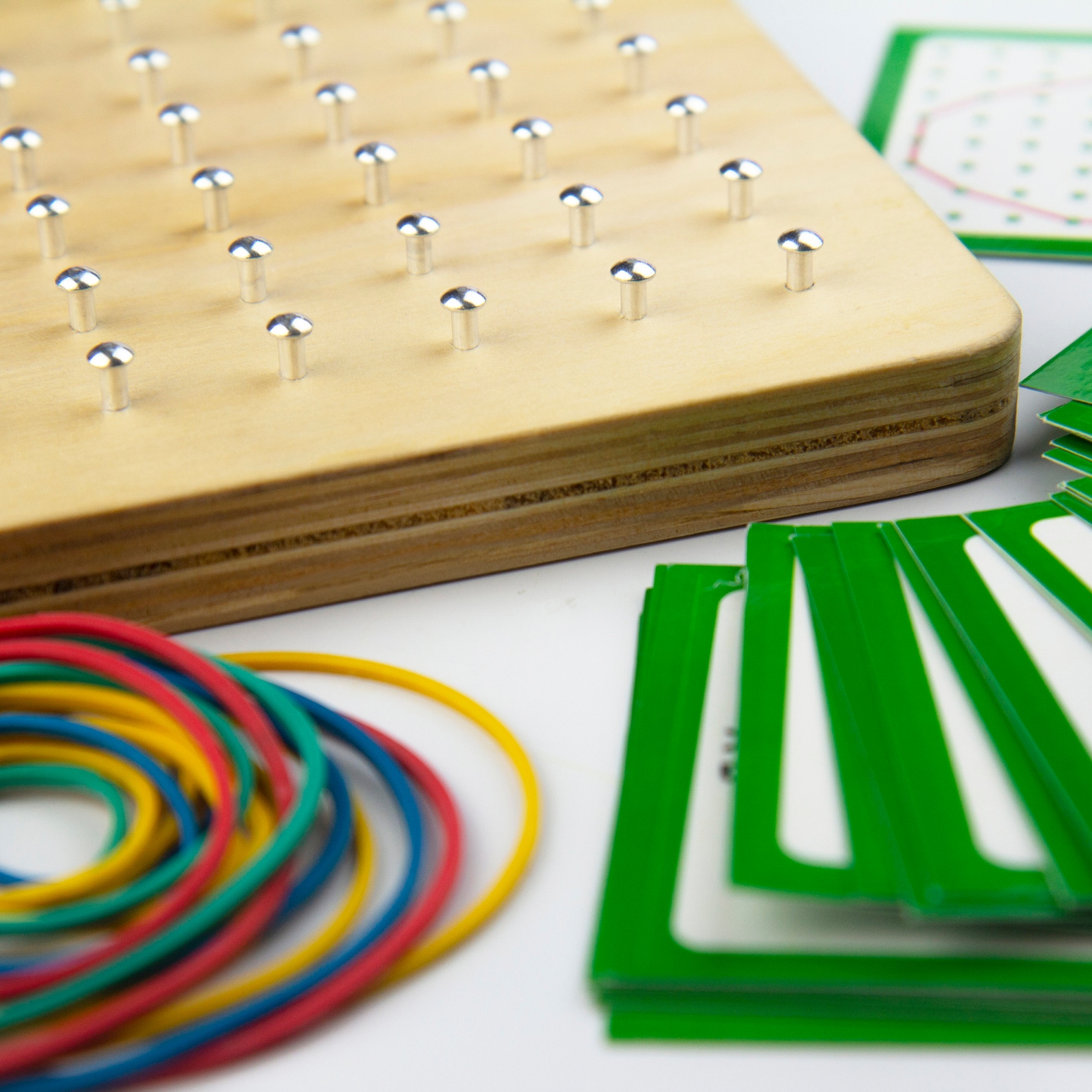 Wooden Geoboard Montessori Toys for Kids, Graphical Mathematical ...