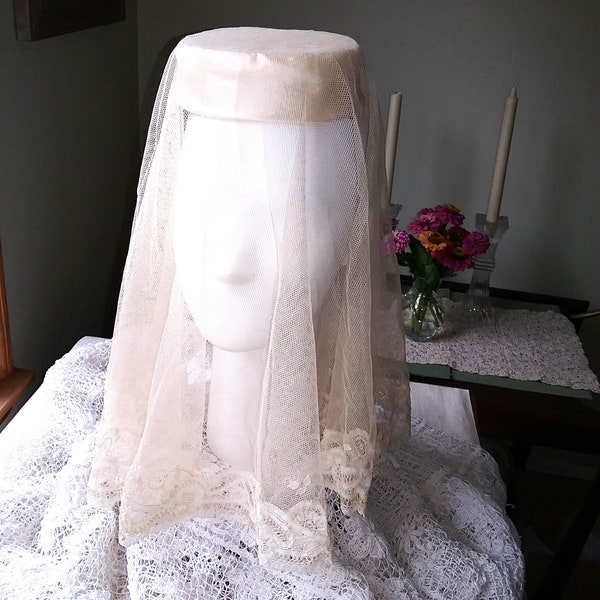 Pillbox Hat and Veil - Etsy