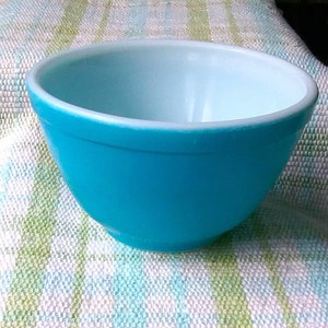 Pyrex Primary Blue Mixing/nesting Bowl Vintage, Grandma's Pyrex - Etsy