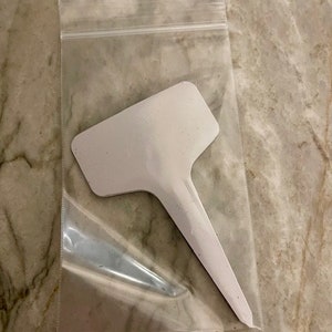 Orchid Care Kit: Instructions, Orchid Bark, Clips, Moss, Misting Bottle ...