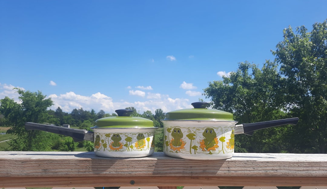 Neil the Frog 1970s Cooking Pot Set of Two Cute - Etsy