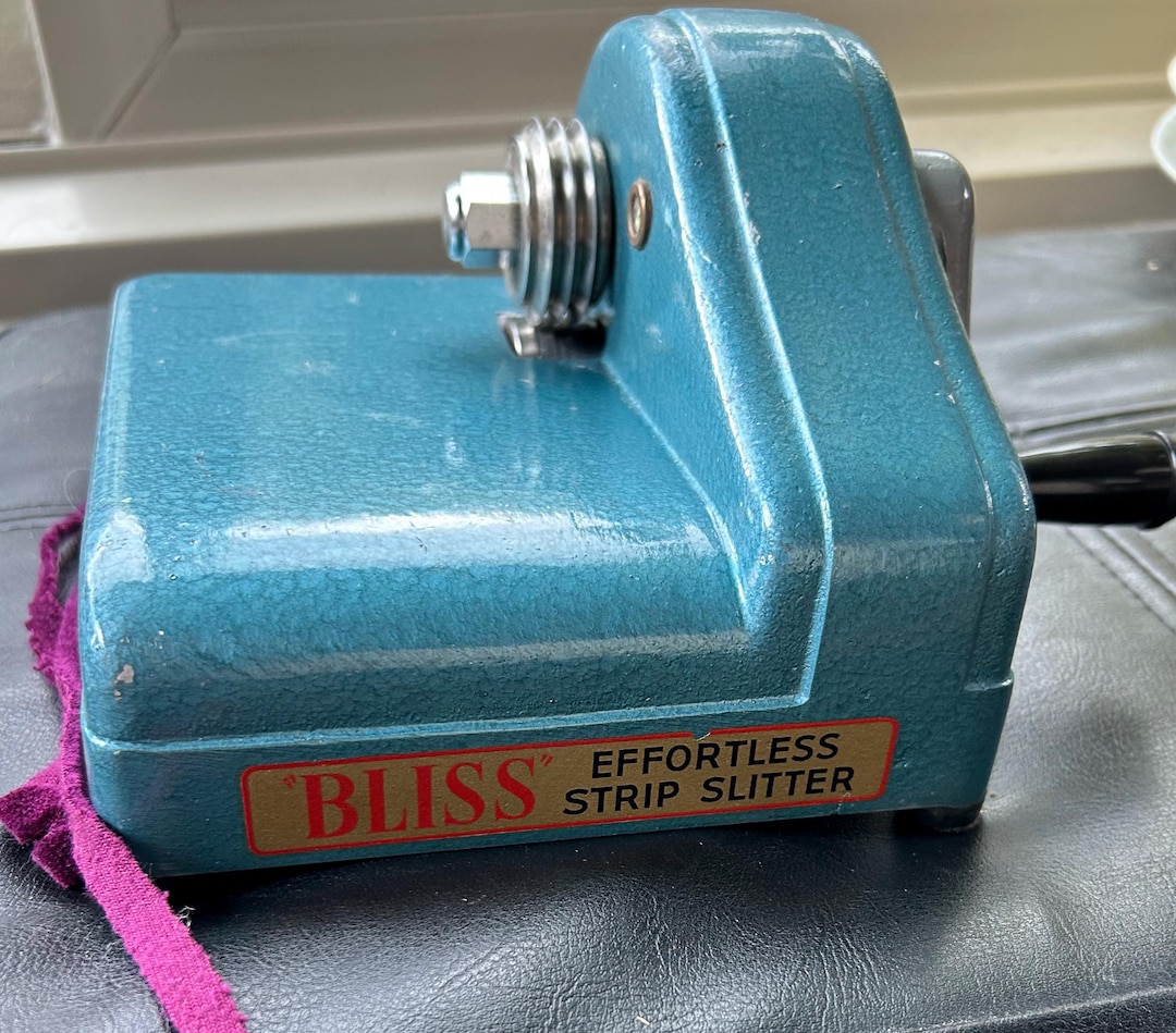 Vintage Bliss Portable Strip Slitter Cuts Wools or Other Fabrics for Making Rugs, Etc. Fraser ...