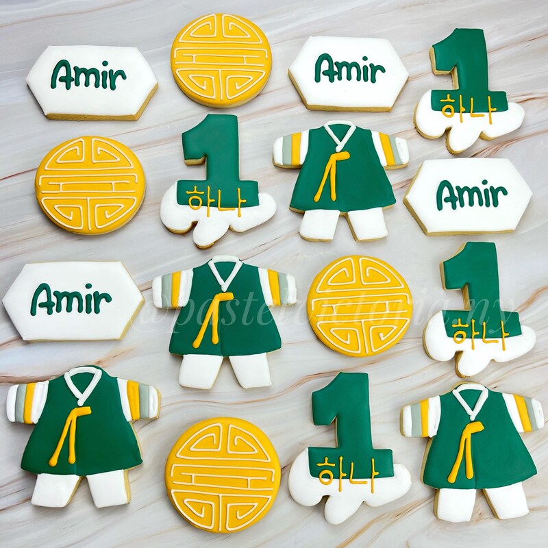 Modern Hanbok - Etsy