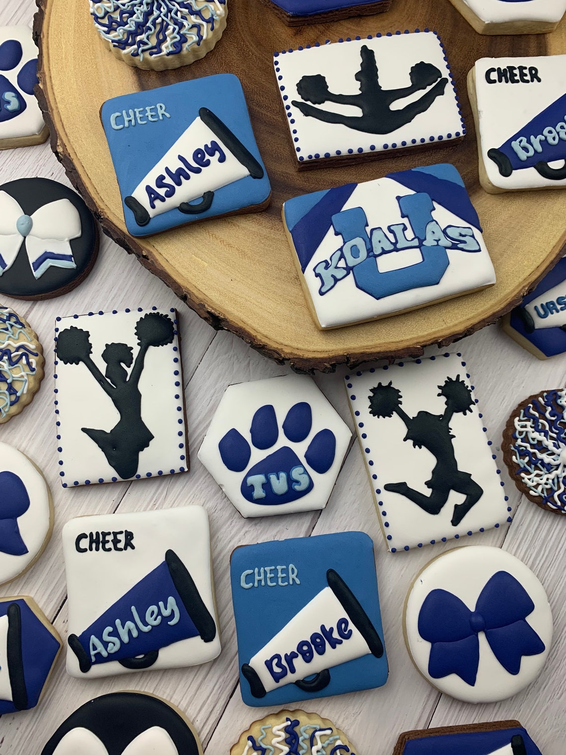 Cheerleader Sugar Cookies Cheer Sugar Cookies Custom Colors - Etsy