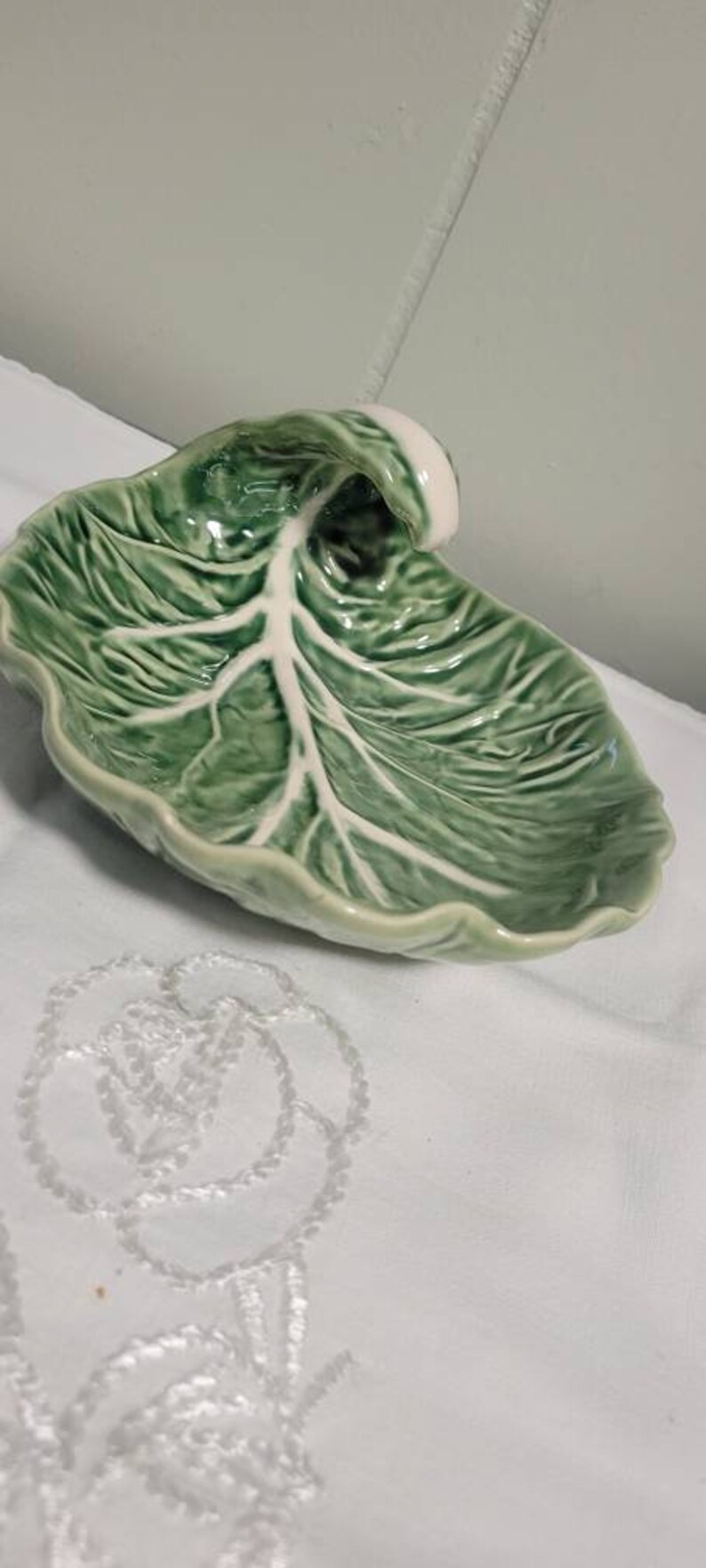 Bordallo Pinheiro Cabbage Leaf Bon Bon Dish 7" - Etsy