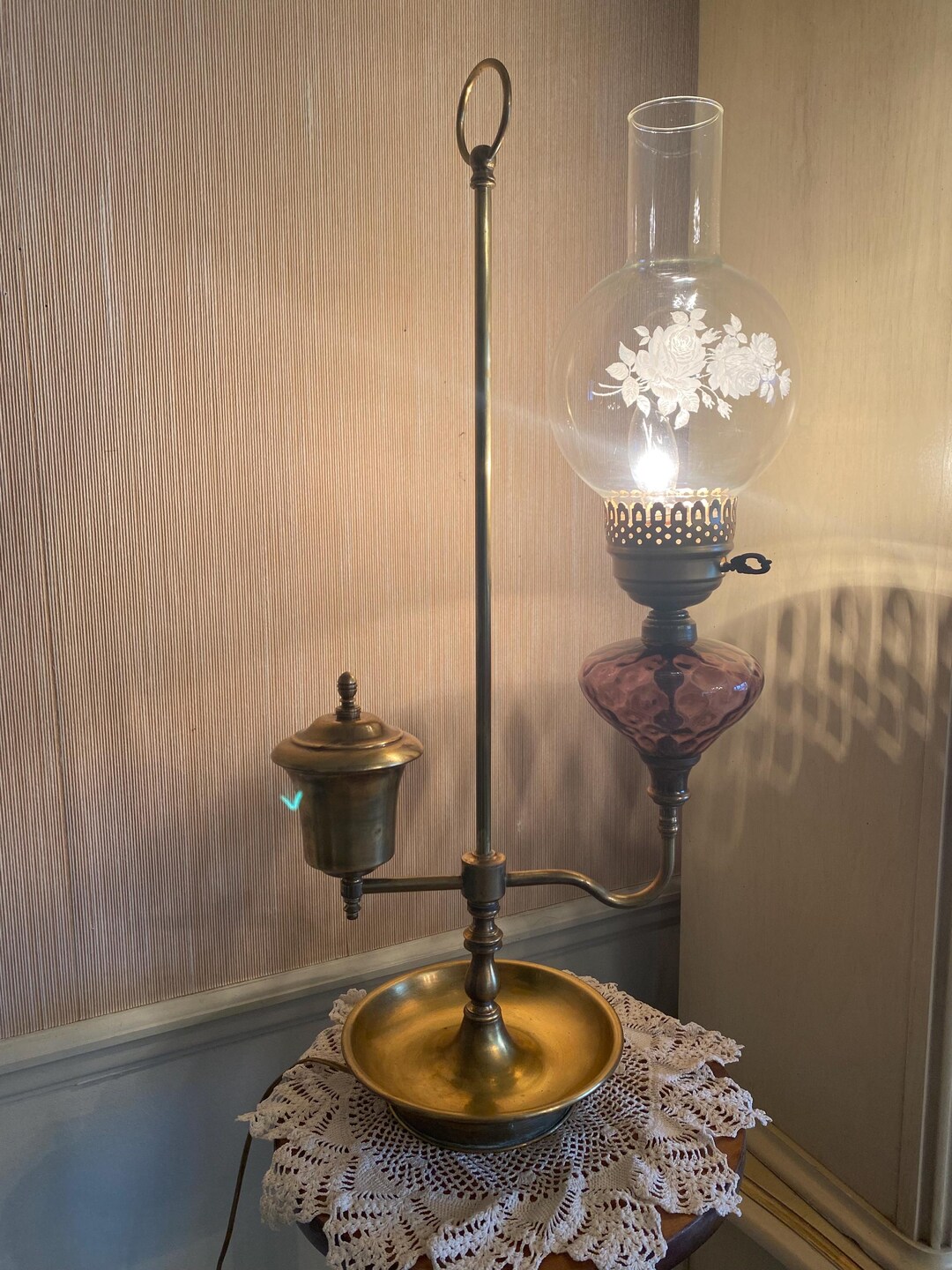 Vintage Brass Amethyst Glass Hurricane Desk Lamp /table Lamp / Accent ...
