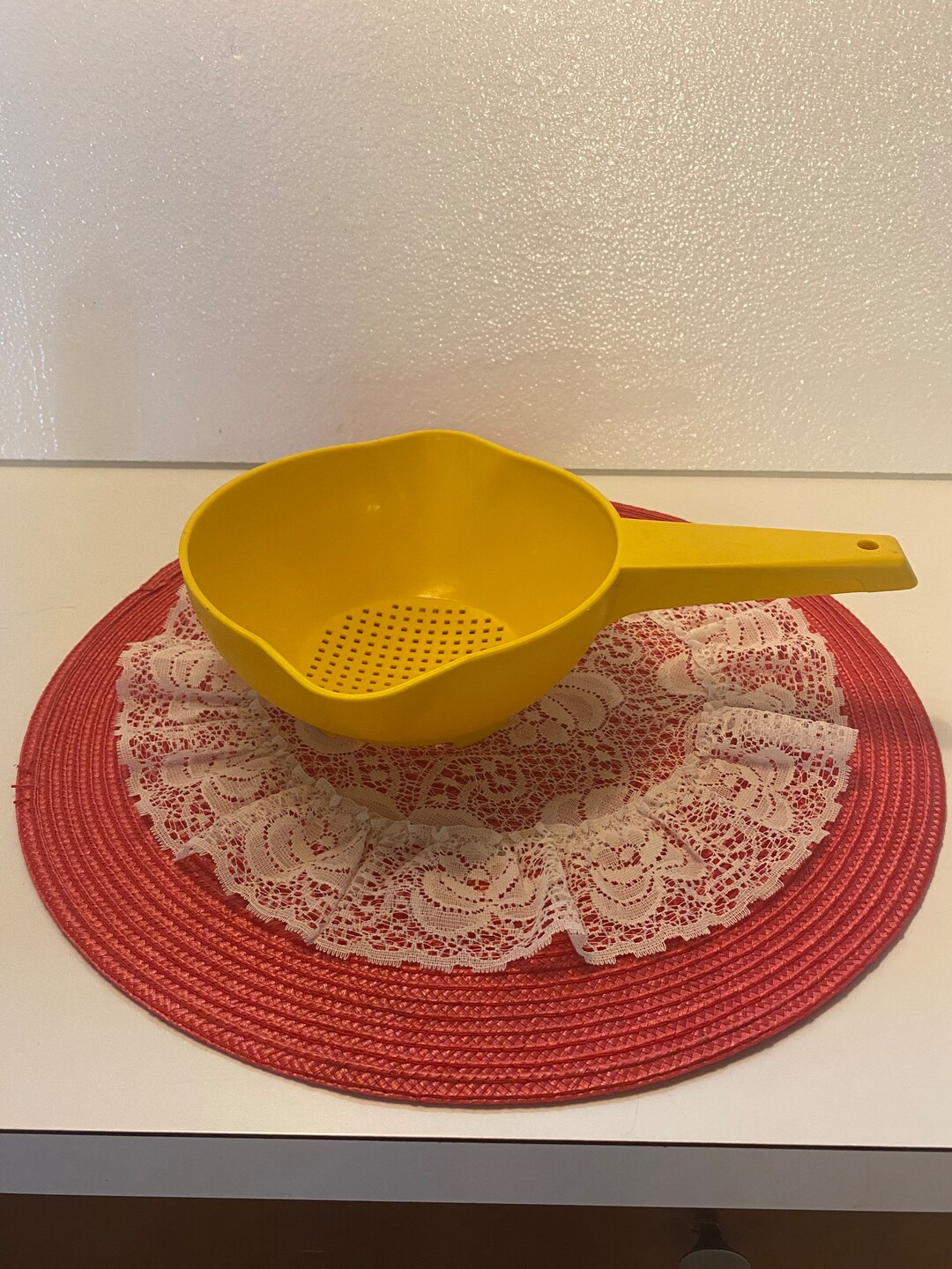 Vintage Bright Yellow 1 Quart Tupperware Colander / Strainer - Etsy