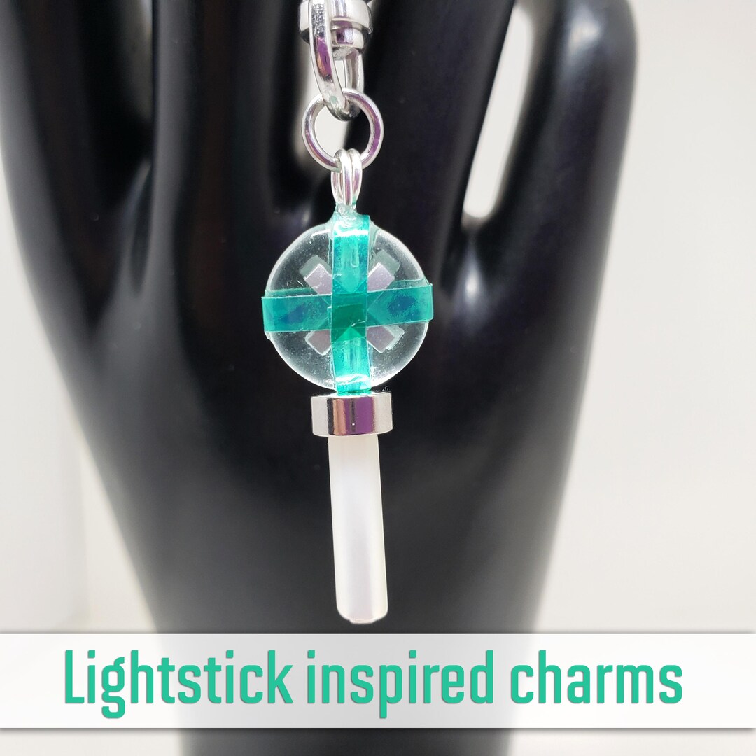 MOA Kpop Lightstick Bong Charms for Phone, Purses, Bags, Totes ...