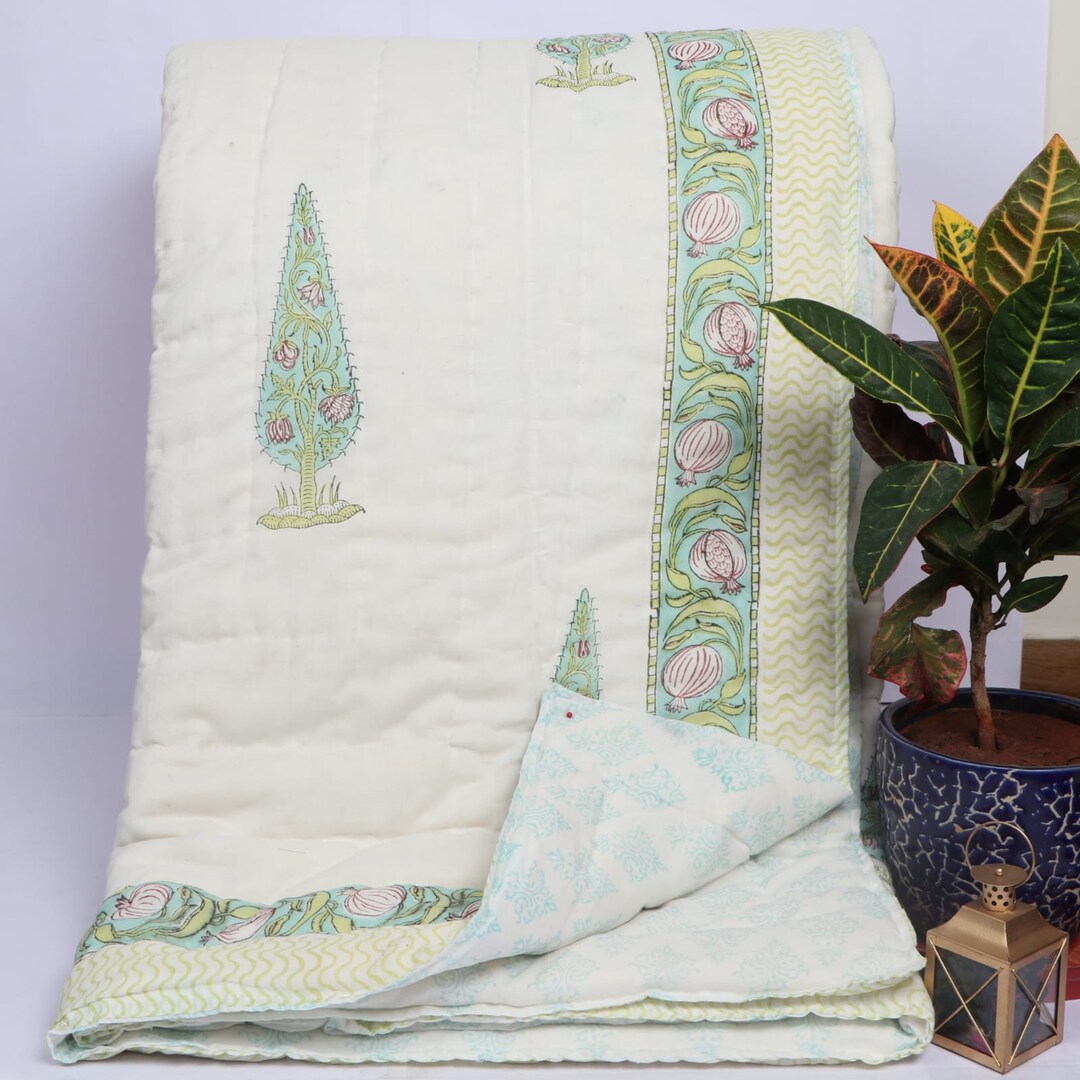 Dark Green Tilak Print Handmade Jaipuri Fine Razia Block Print Jaipuri ...