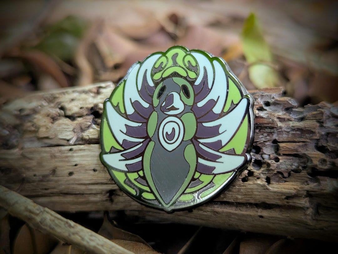 Grubberfly's Elegy - Hollow Knight Enamel Pin - Etsy