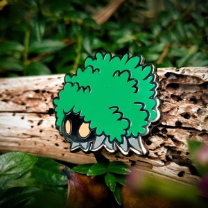 Mosscreep - Hollow Knight Enamel Pin - Etsy