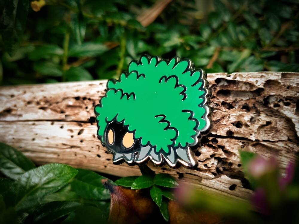 Mosscreep - Hollow Knight Enamel Pin - Etsy