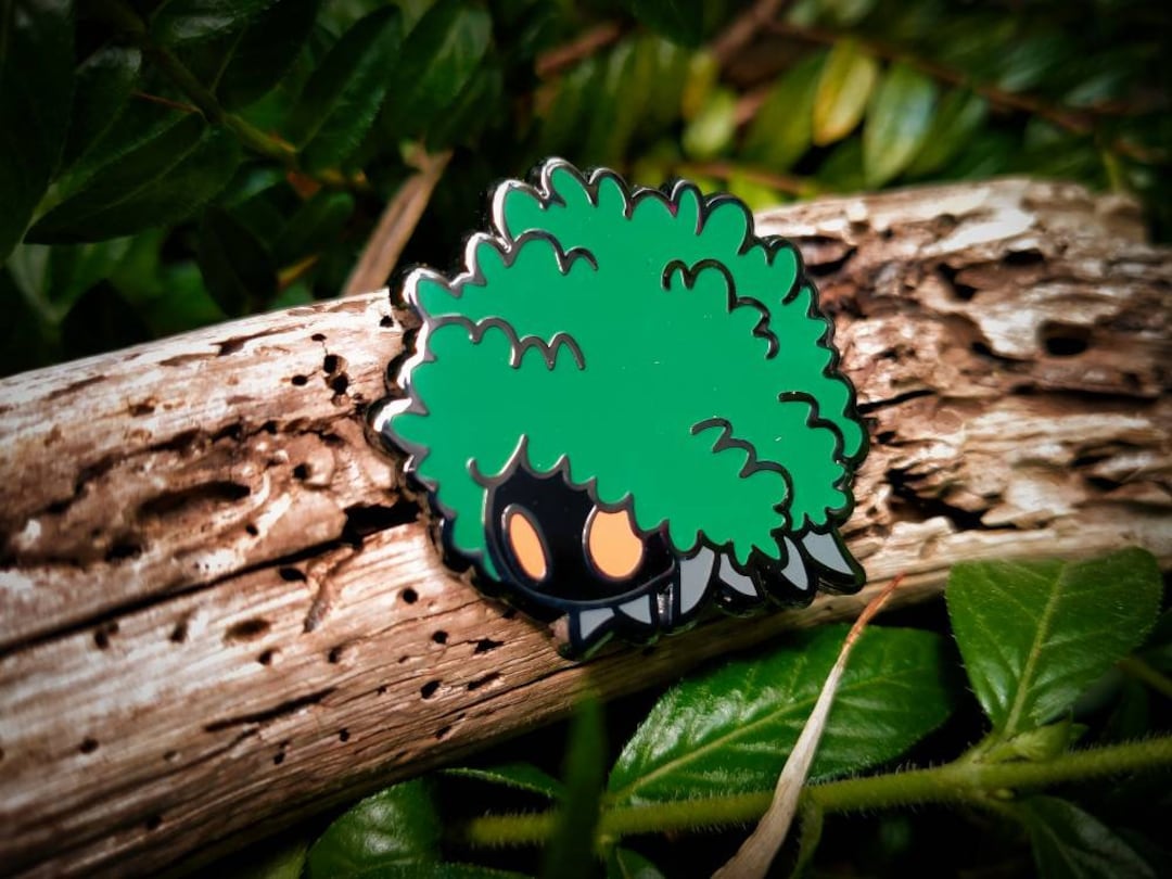 Mosscreep - Hollow Knight Enamel Pin - Etsy