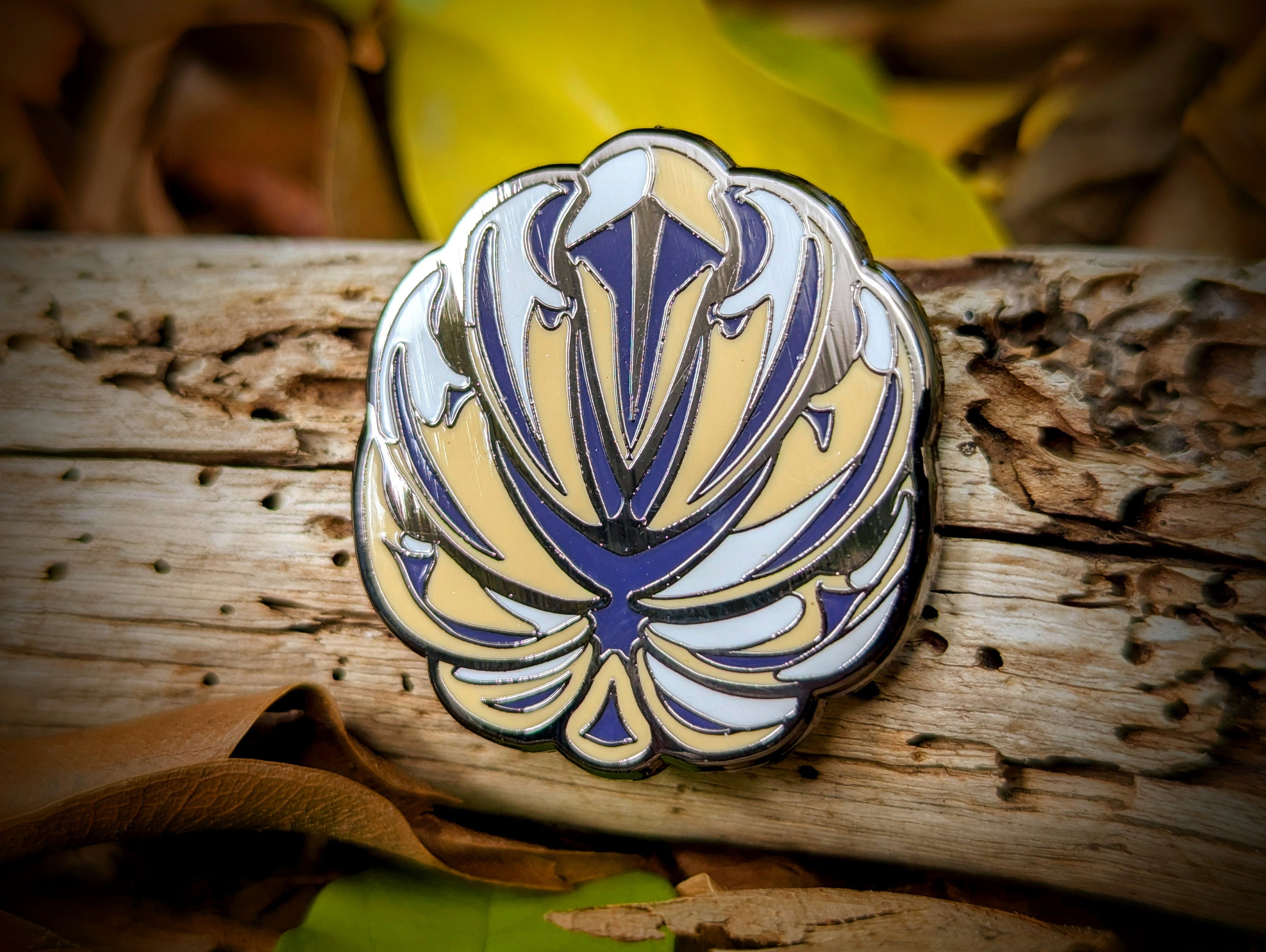 Unbreakable Strength - Hollow Knight Enamel Pin - Etsy