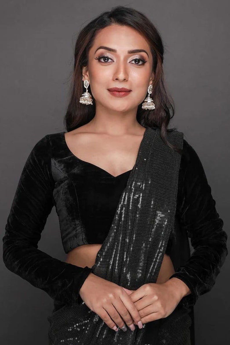 Black Velvet Made Sweetheart Neck Long Sleeves Blouse Wedding Partywear ...